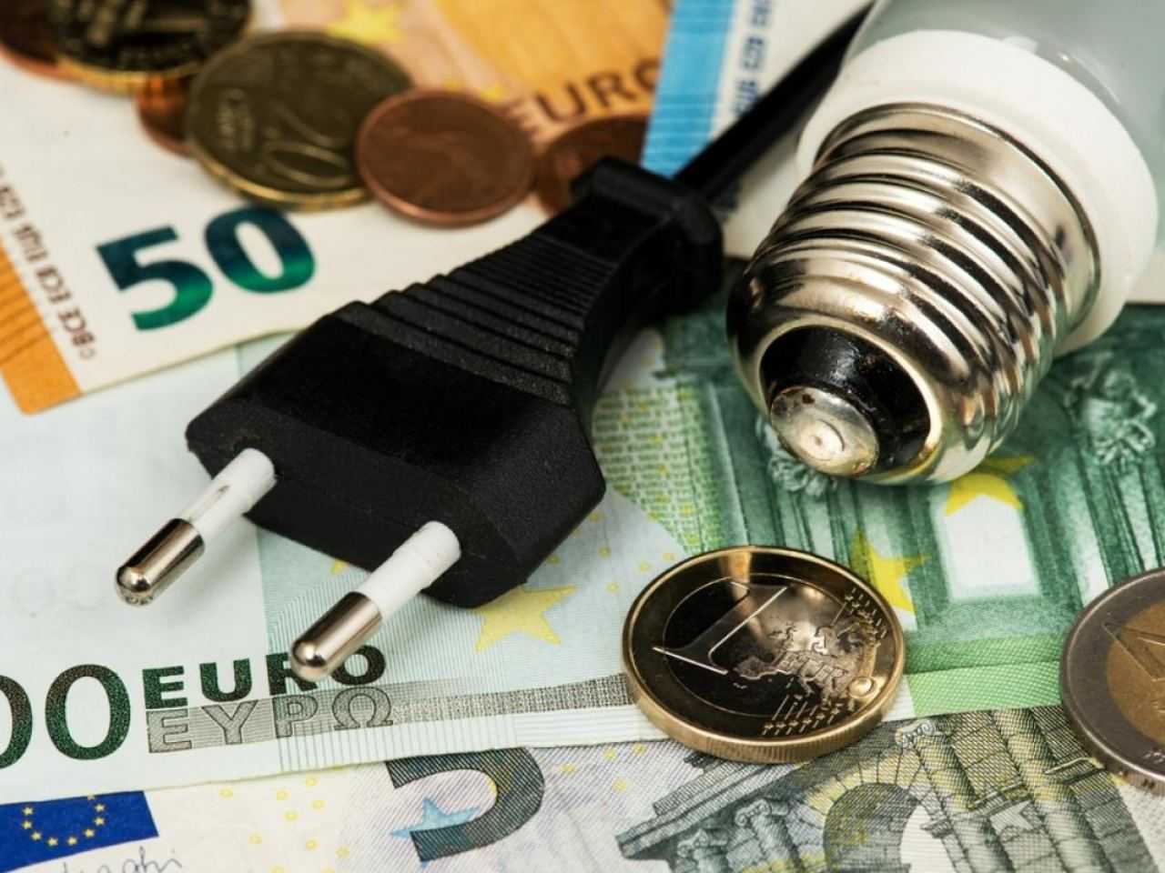 Vlaamse Nutsregulator schat in: Zoveel betaal je in 2026 voor gas en ...