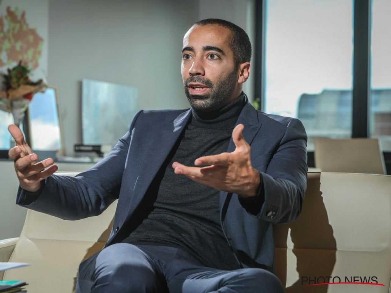 Sammy Mahdi windt zich op: "Zijn anderen minder waard dan een inwoner ...