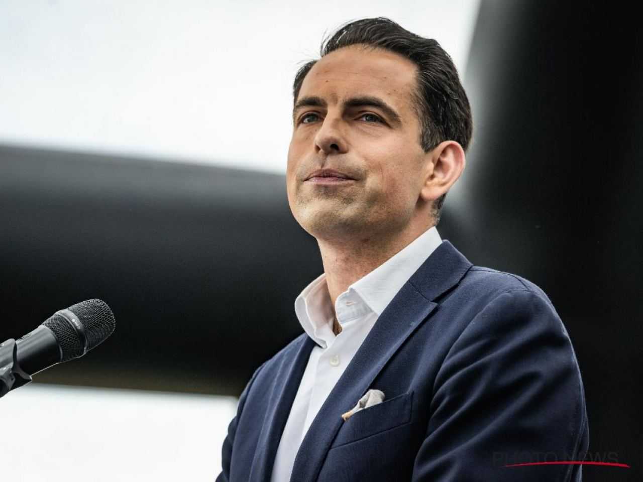 Tom Van Grieken formuleert zijn grootste kritiek op Bart De Wever ...