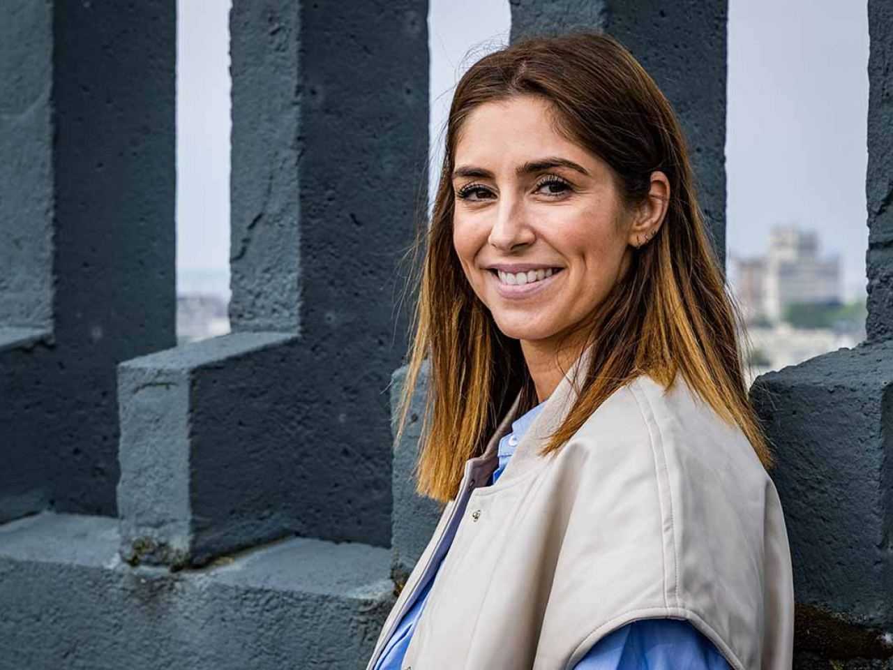 Kim Van Oncen geeft de bijzondere reden waarom ze deelnam aan ‘Make Up ...