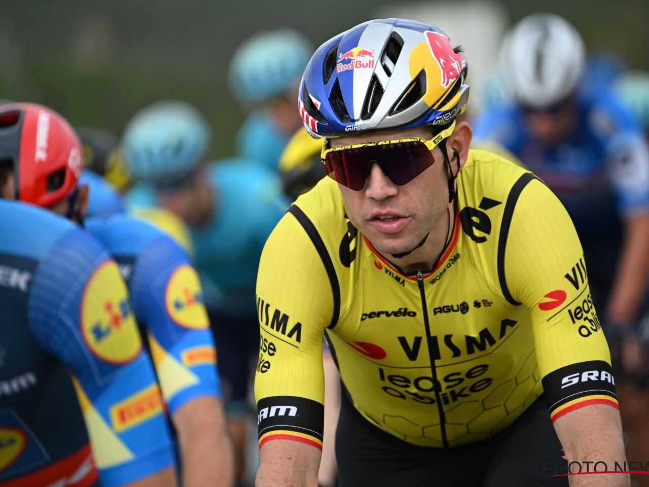 Wout van Aert komt met uitstekend nieuws na zijn zware valpartij ...