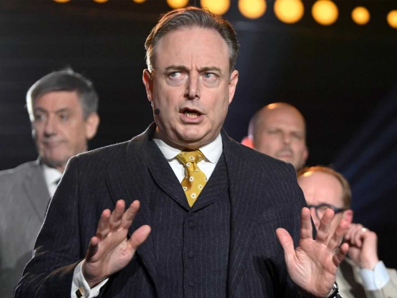 "Bart De Wever wil dat afpakken van de hele Belgische werkende ...