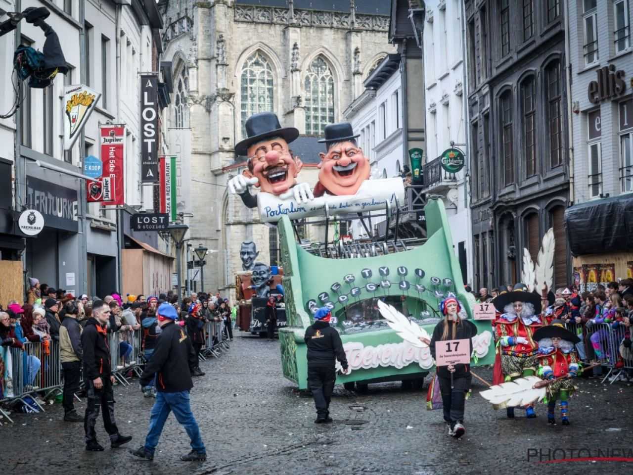 Aalst Carnaval live te volgen met onder meer Gilles, Ajuinworp en ...