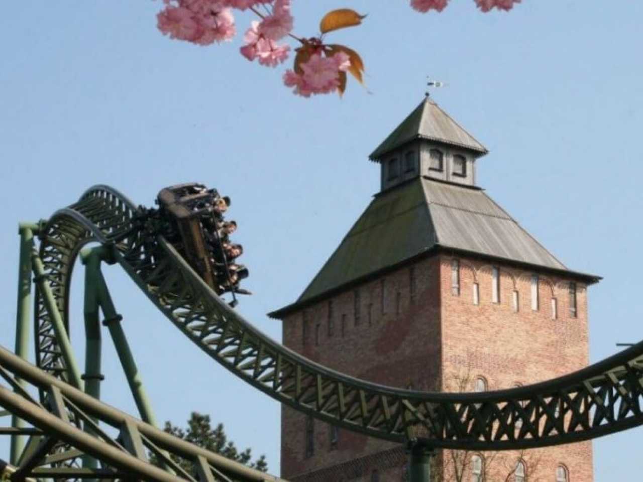 Grap van pretparkmedewerkers komt helemaal verkeerd aan | Redactie24