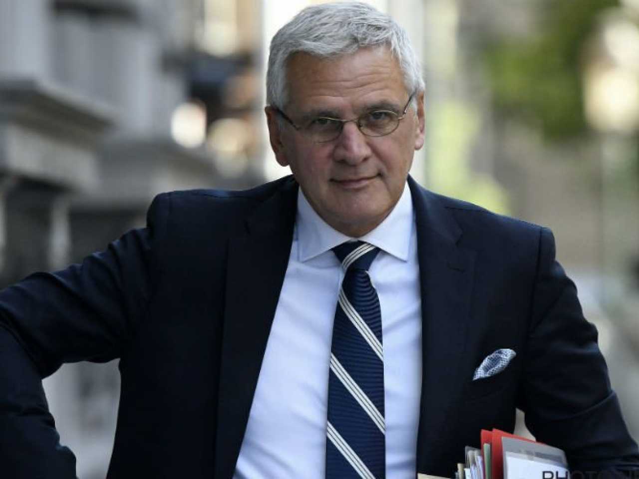 Kris Peeters waarschuwt informateurs: “Heel dom om die optie weg te ...