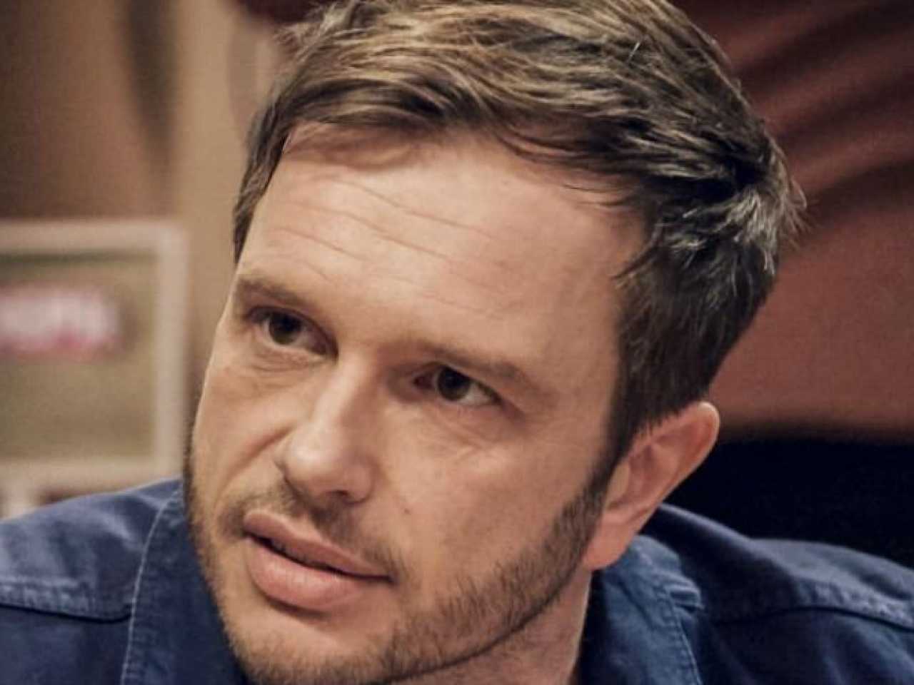 ‘Familie’-acteurs in shock door walgelijke beelden: “Dit is barbaars ...
