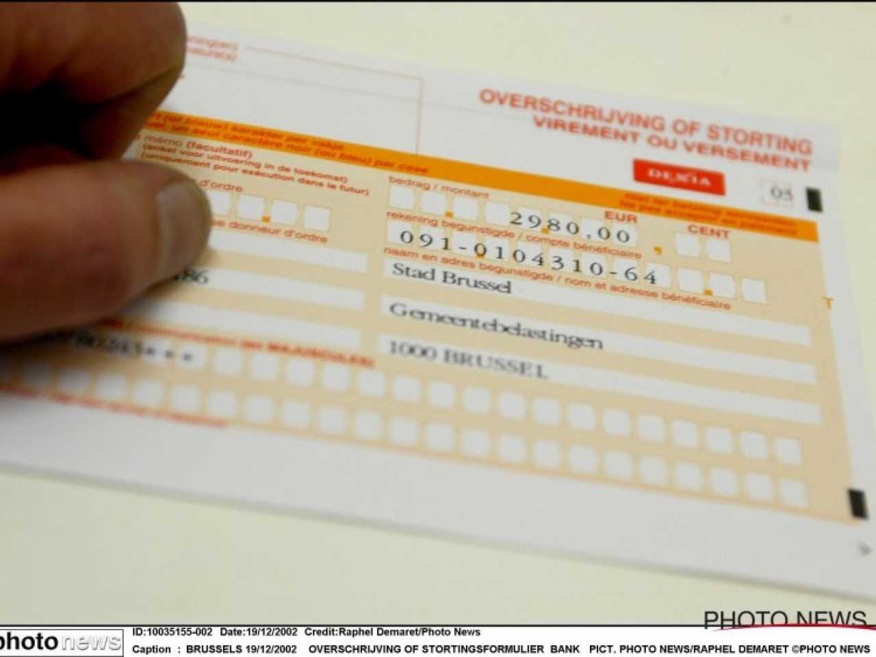 ING rekent woekertarief voor papieren overschrijving: "Dit is fair ...