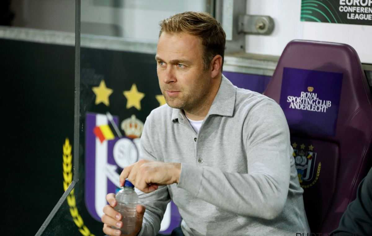Anderlecht lost details over de nieuwe coach voor het A-elftal ter ...