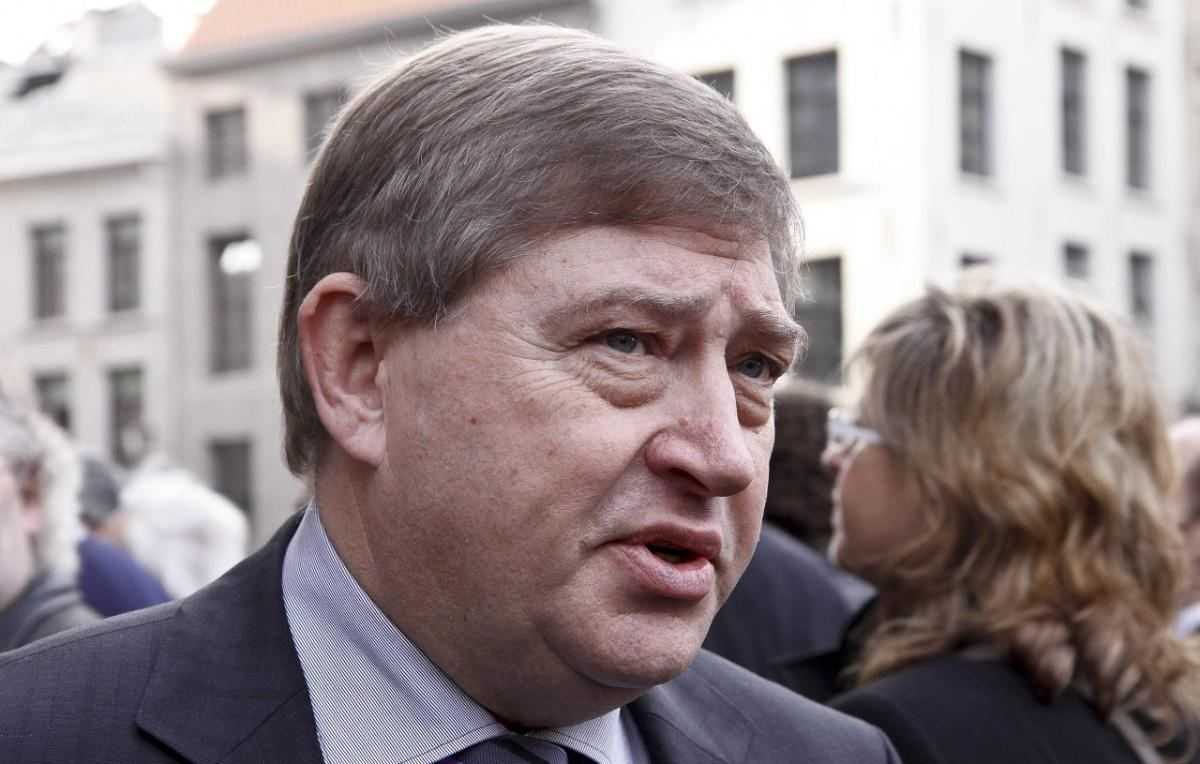 "Foei, beschamend!": Minister wenst overleden Leo Delcroix een ...