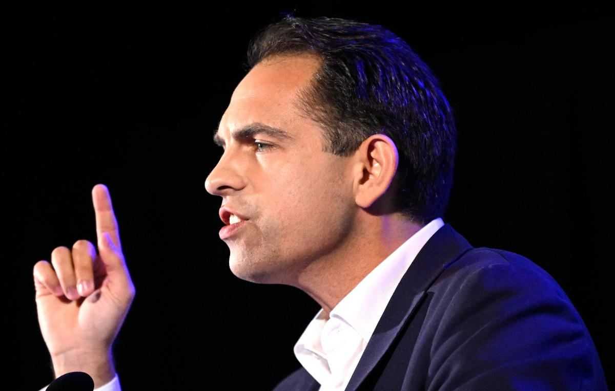 Tom Van Grieken scherp voor Bart De Wever: "Ramt hij nu ook nog eens ...