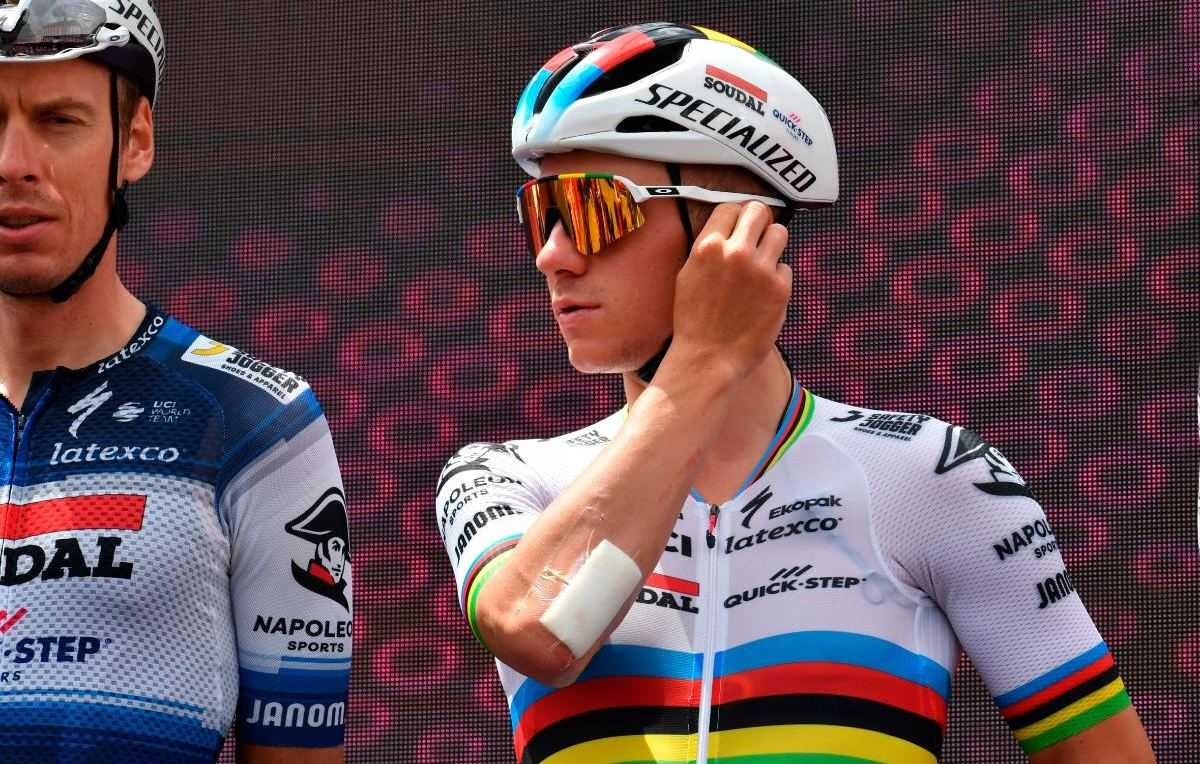 Vader Patrick Evenepoel haalt scherp uit na positieve coronatest van ...