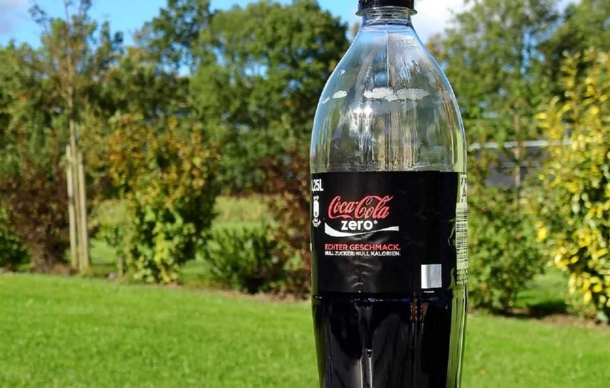 Stof in light-frisdranken "mogelijk kankerverwekkend": Hoeveel mag je ...