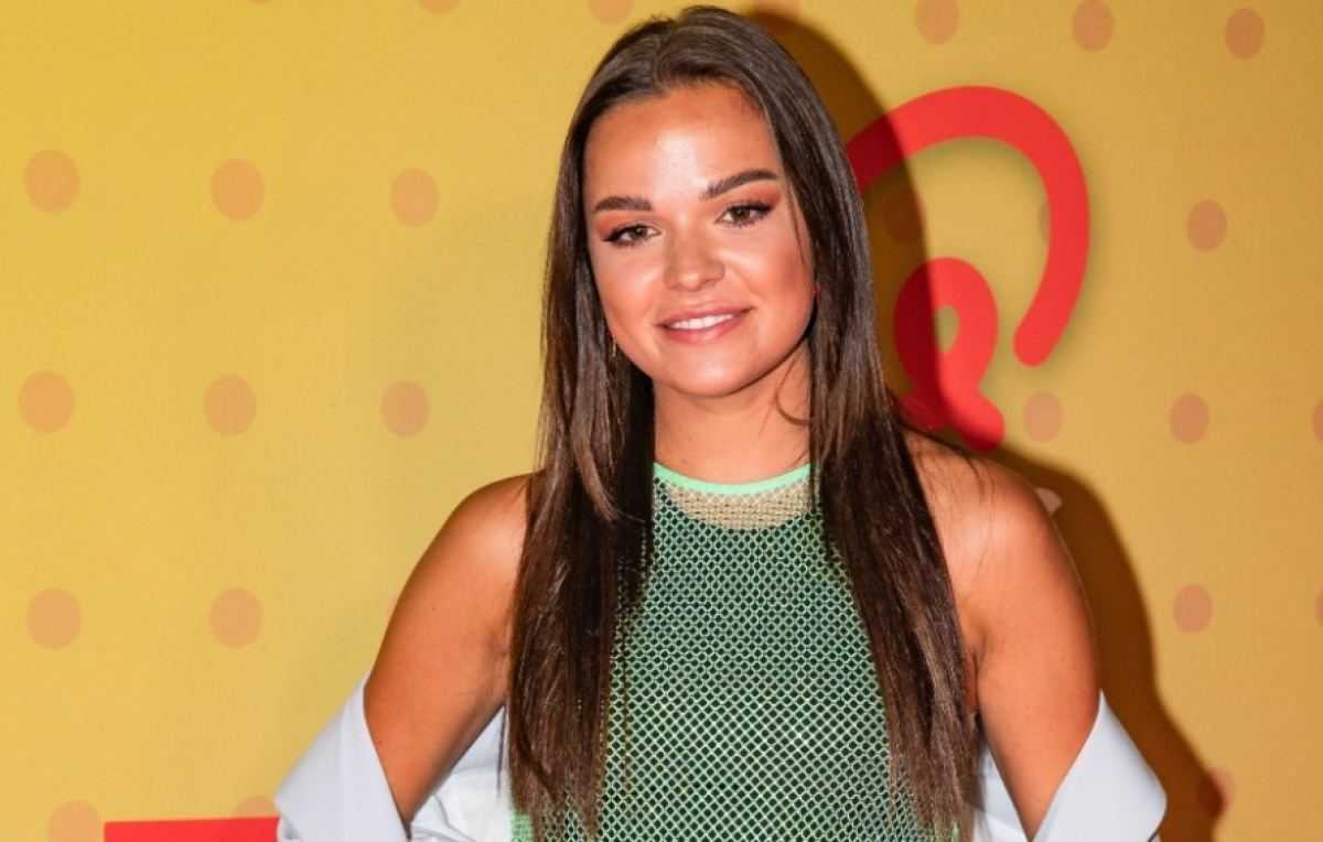 Pauline Slangen straalt op vakantie: Zangeres deelt prachtige foto’s ...